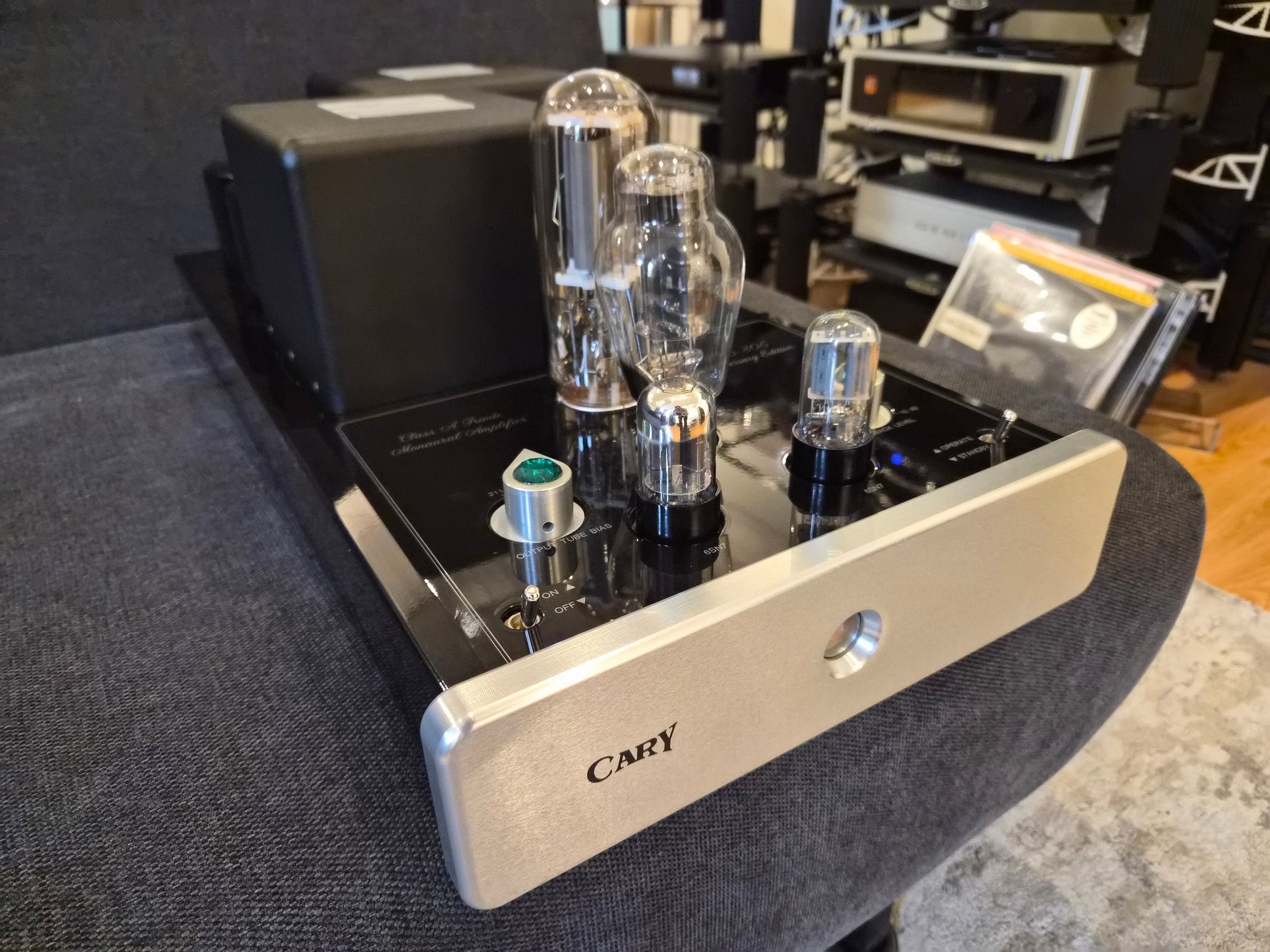 *PRE-OWNED* Cary Audio CAD-805AE Mono Block Amplifers – The Sound Room