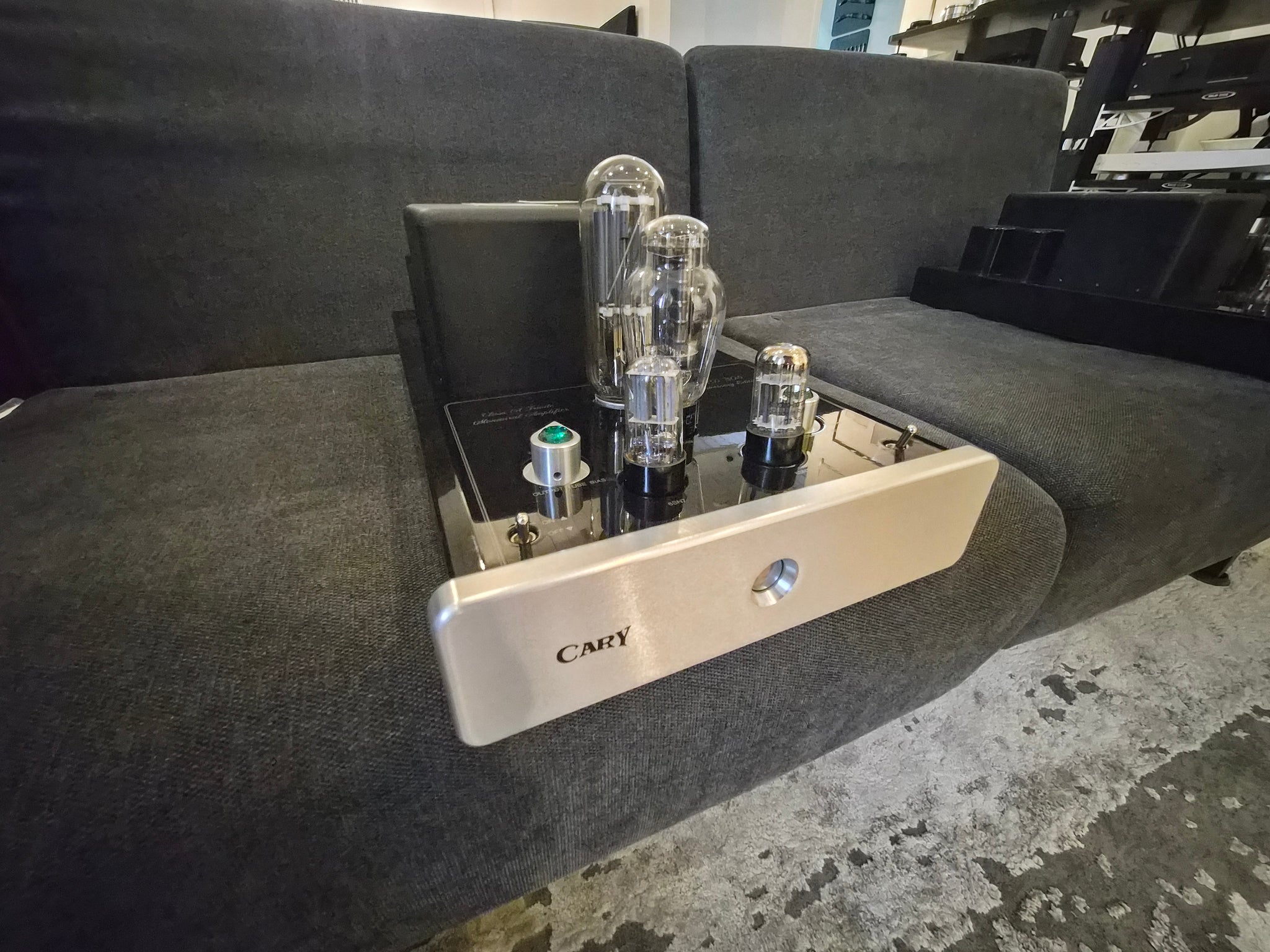 *PRE-OWNED* Cary Audio CAD-805AE Mono Block Amplifers – The Sound Room
